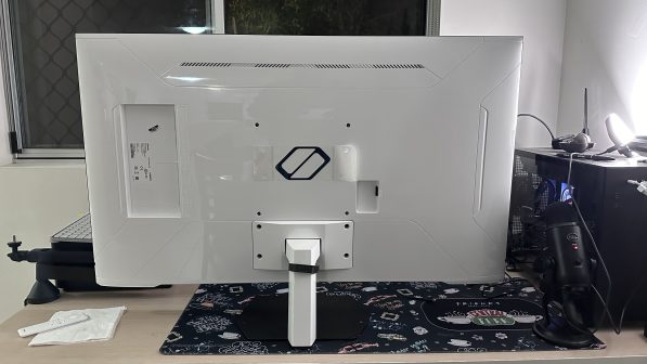 Samsung Odyssey Neo G7 43-inch Gaming Monitor Review - PowerUp!